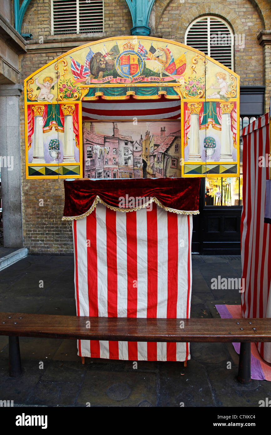 Punch and judy sign hi-res stock photography and images - Alamy