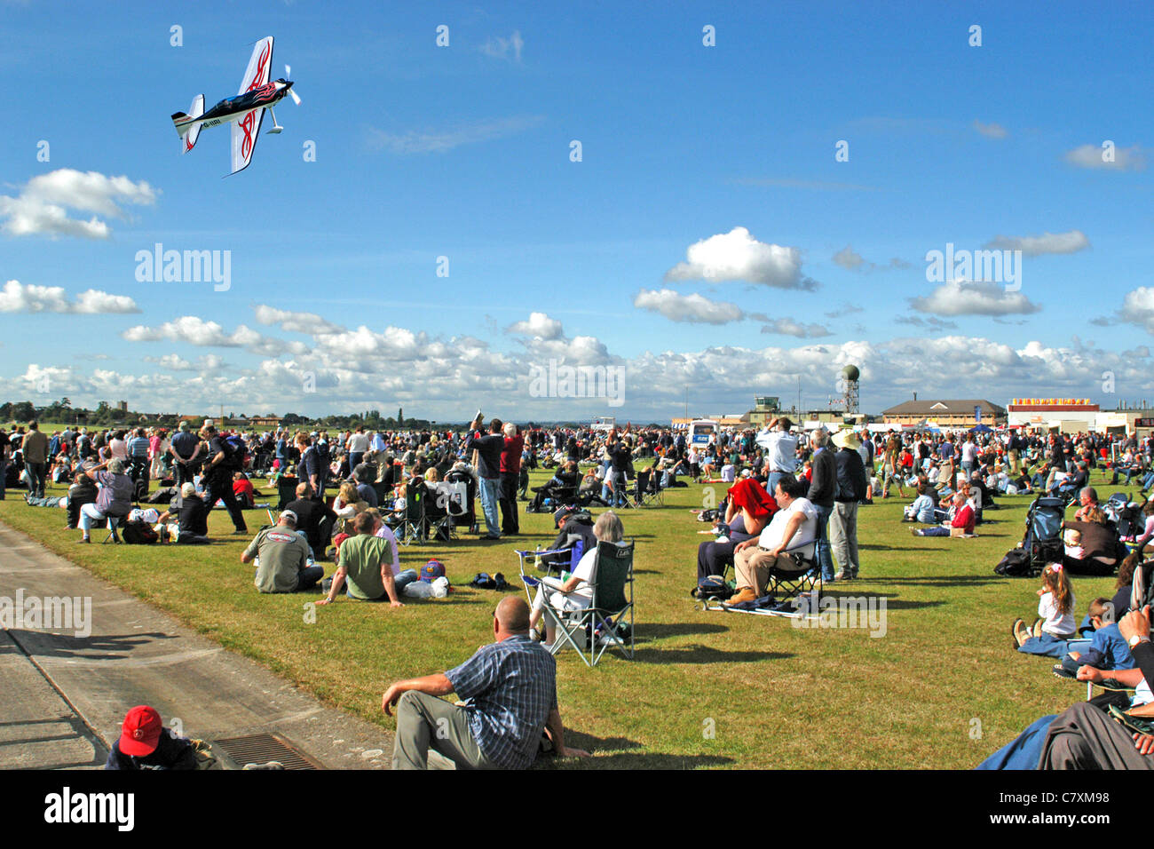 Airshow Crowd Stock Photos & Airshow Crowd Stock Images - Alamy