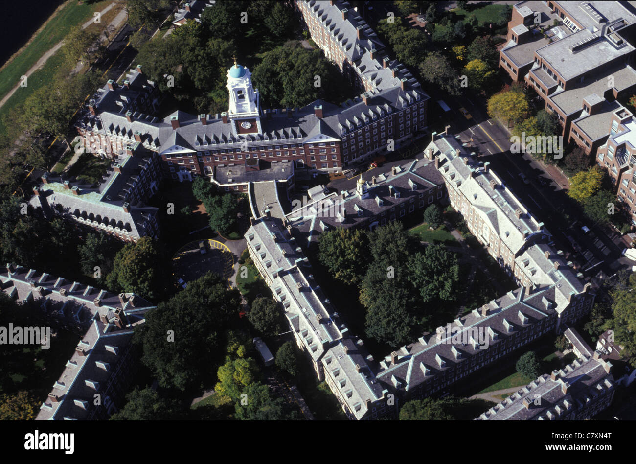 USA, Massachussett, Cambridge: aerial view of Harvard University Campus Stock Photo - Alamy