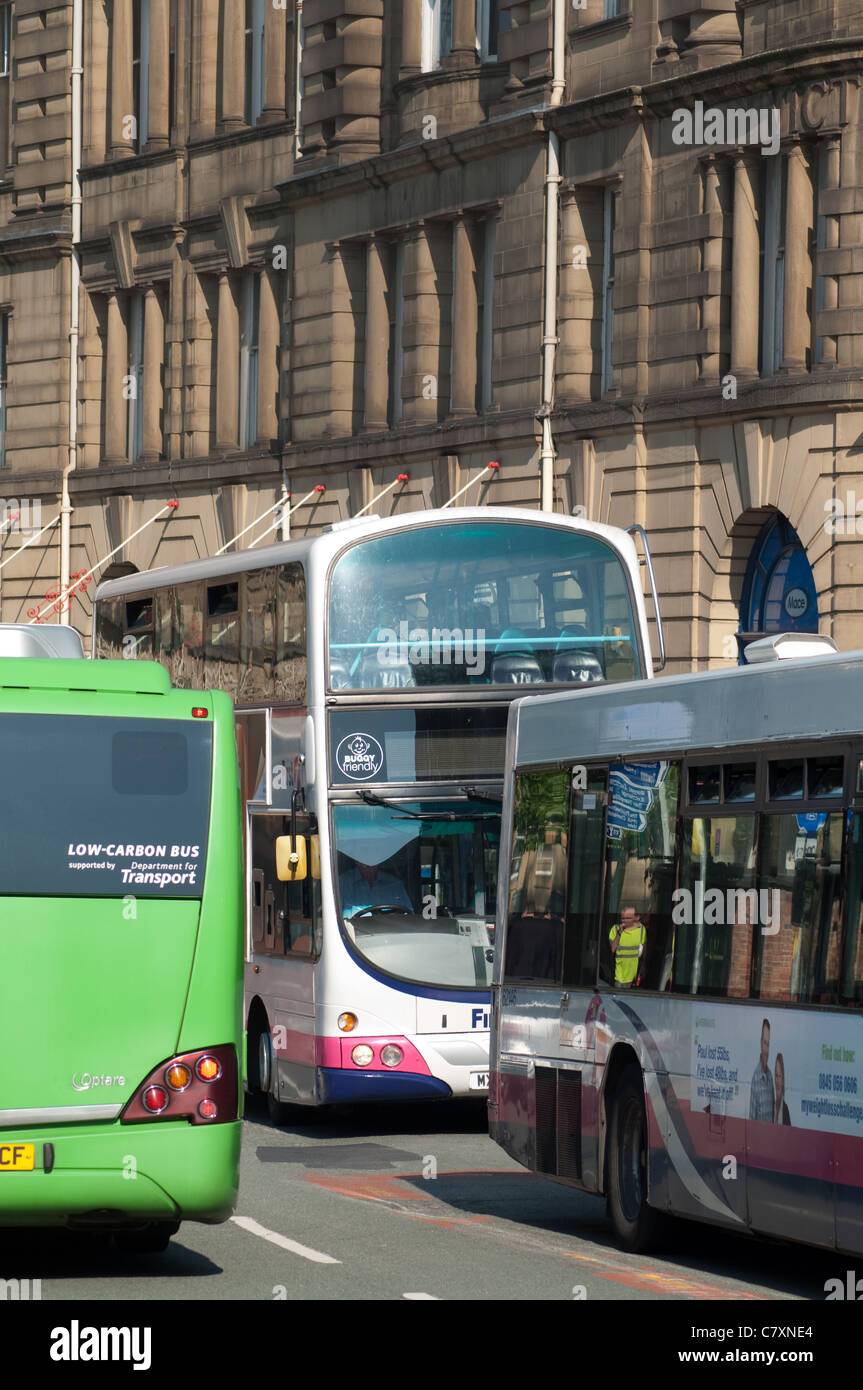 Bus manchester city centre hi-res stock photography and images - Alamy
