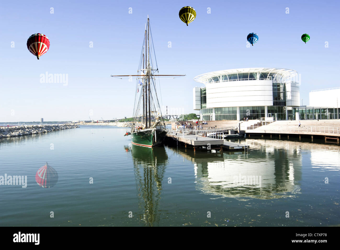 Hot Air Balloons above the Discovery World at Pier Wisconsin Milwaukee ...