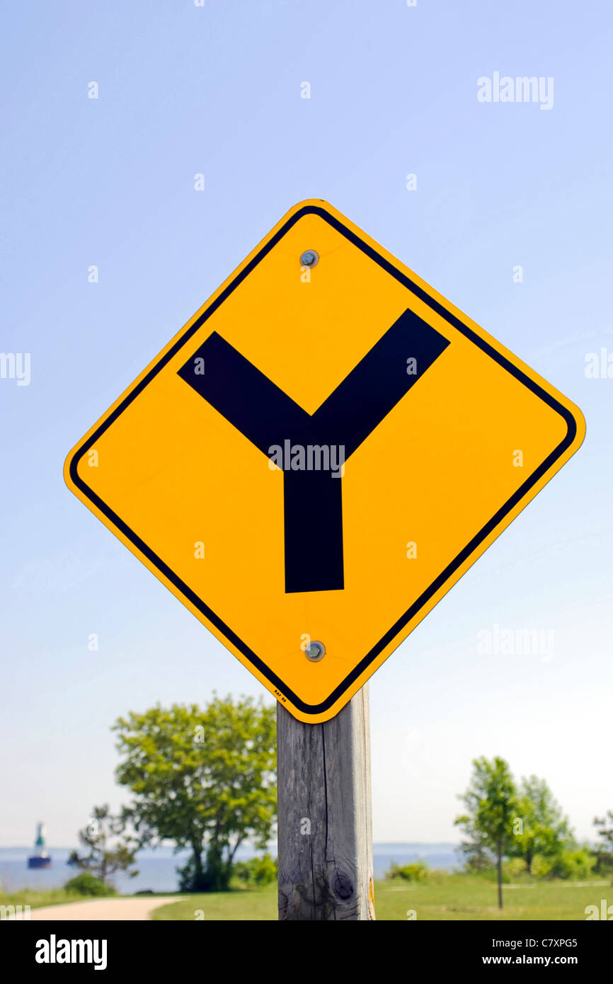 Fork road sign hi-res stock photography and images - Alamy