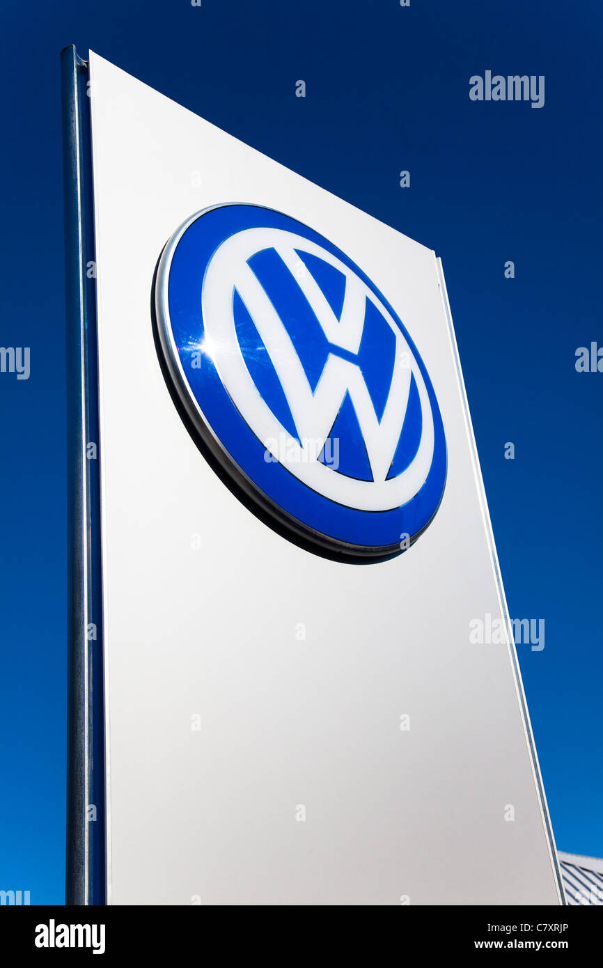 Volkswagen sign hi-res stock photography and images - Alamy
