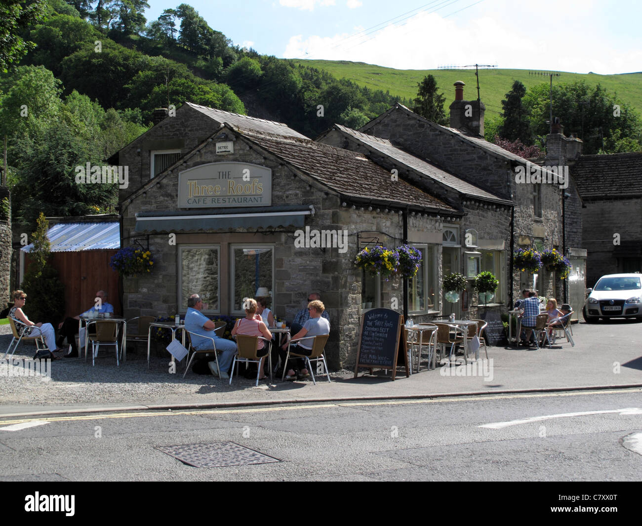Café and shops in the Derbyshire village of Castleton in the Peak ...