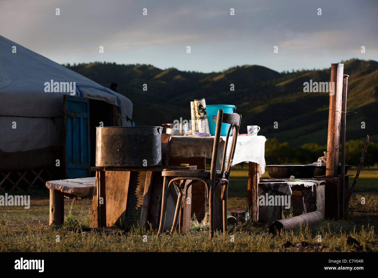 Mongolian kitchen hi-res stock photography and images - Alamy