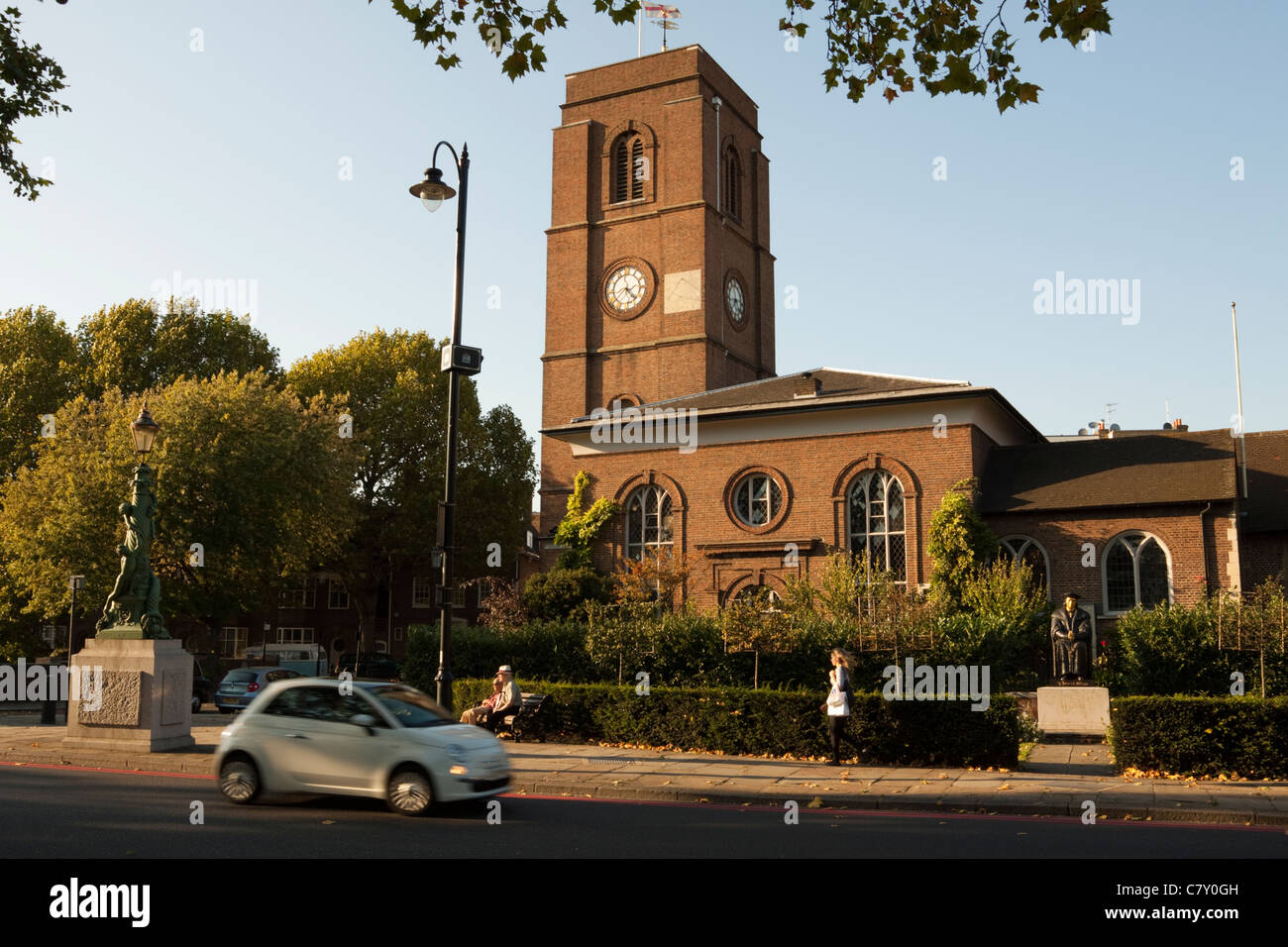 London england uk chelsea hi-res stock photography and images - Alamy