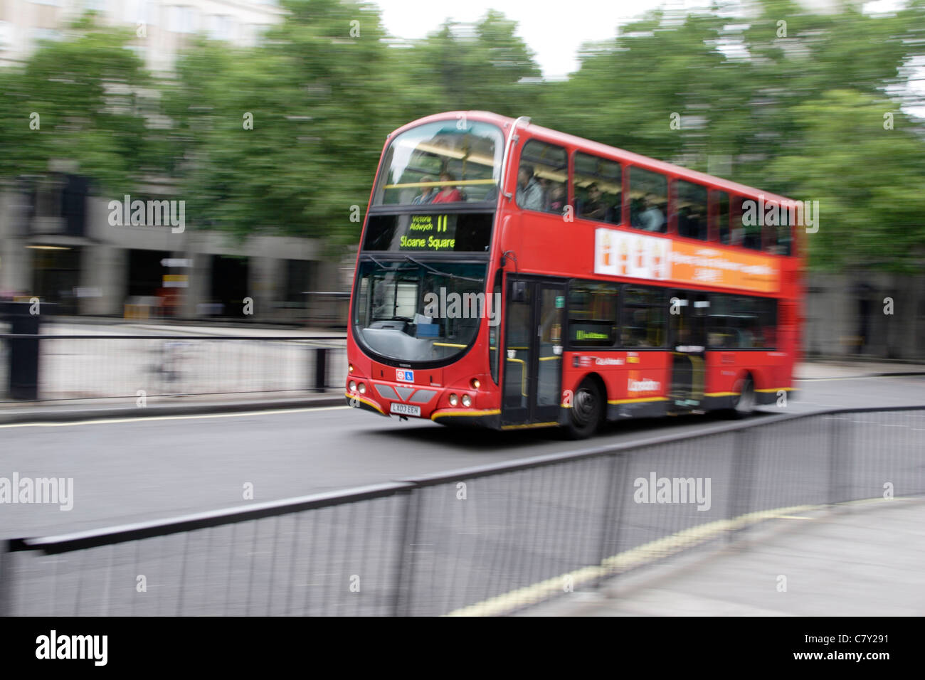 Red London Bus, London, England, UK Stock Photo - Alamy