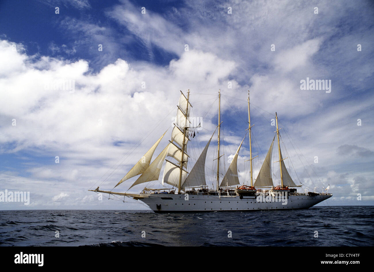 Caribbean sailing, tall ship Stock Photo - Alamy
