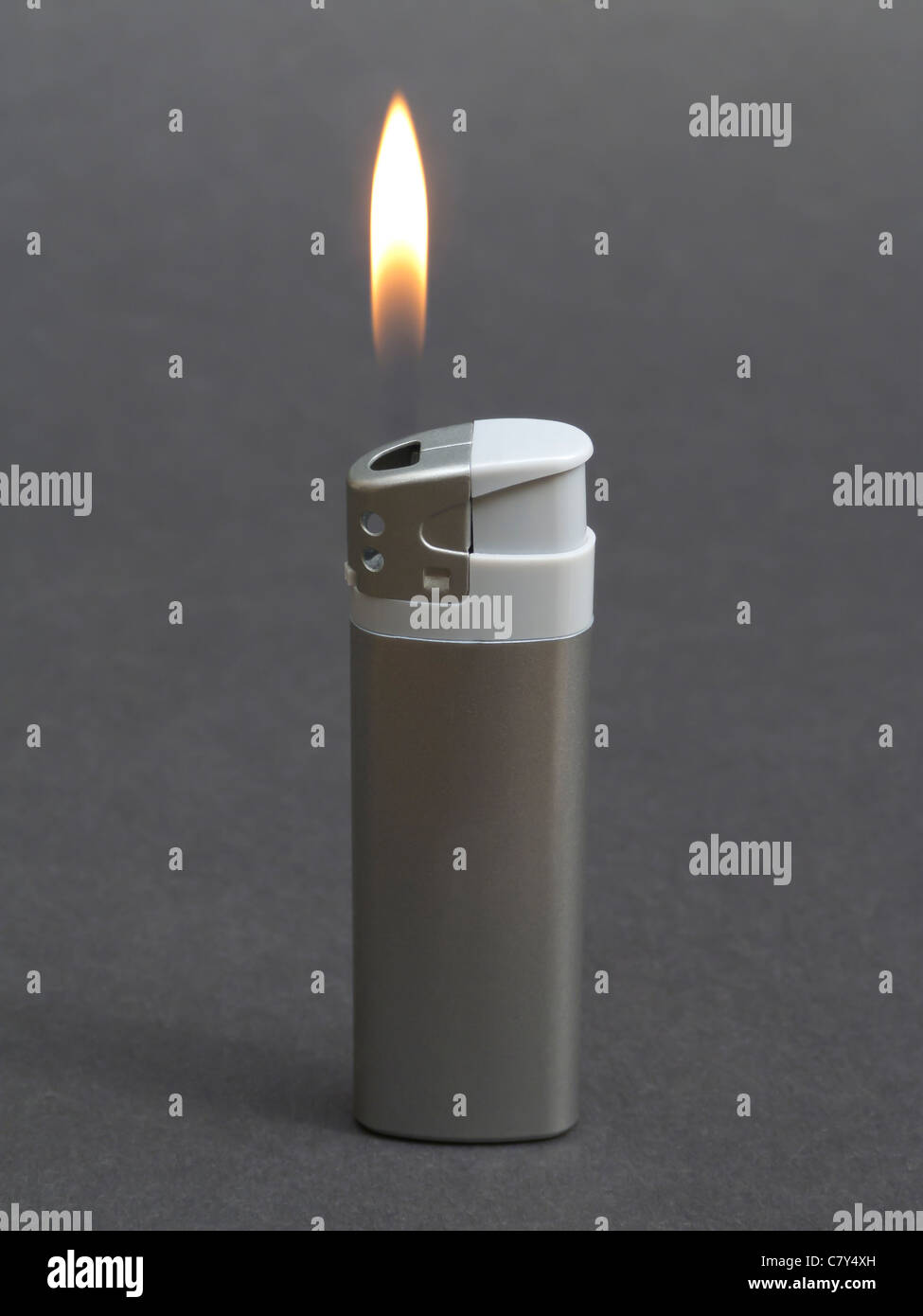 Lit cigar hi-res stock photography and images - Alamy