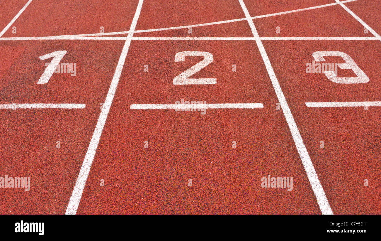 Running track hi-res stock photography and images - Alamy