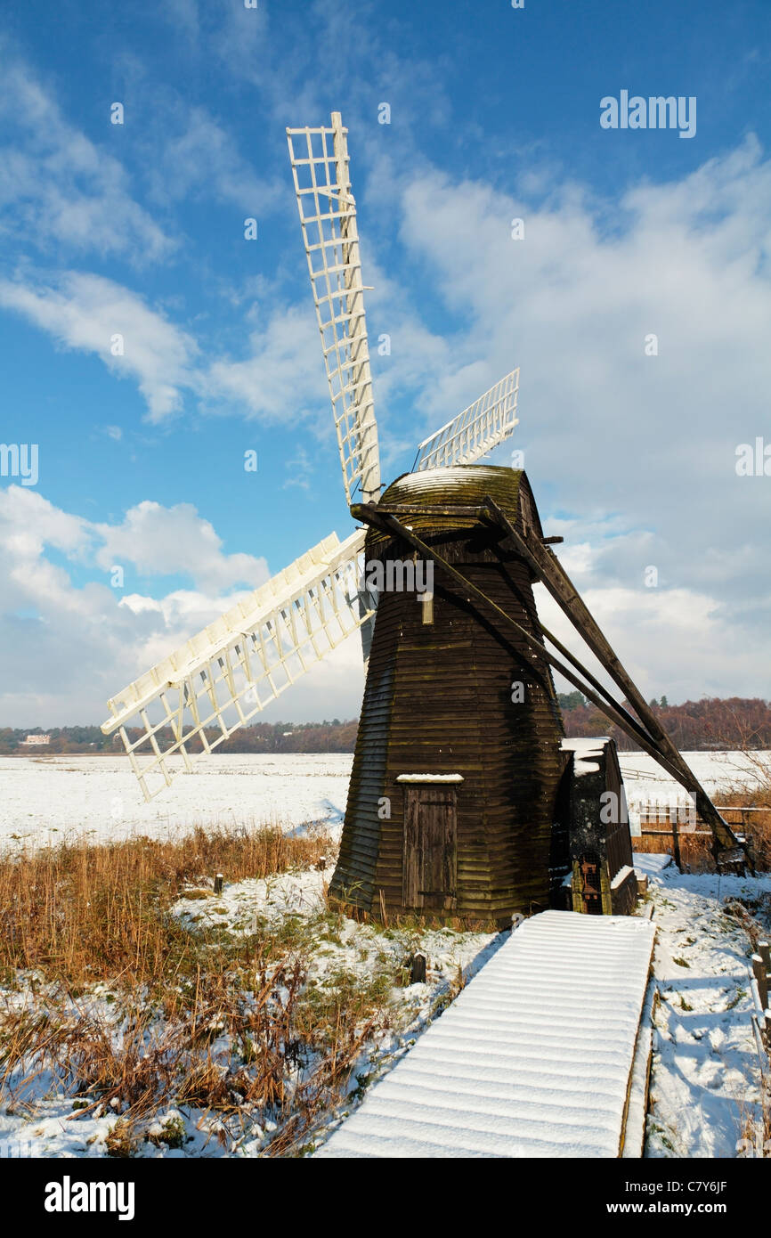 Winter scene windmill snow norfolk hi-res stock photography and images ...