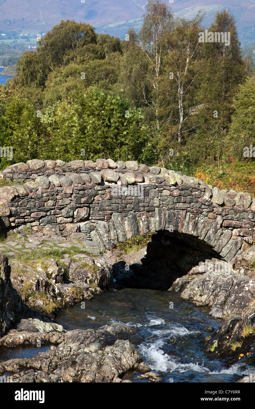 Traditional bridges lake district hi-res stock photography and images ...