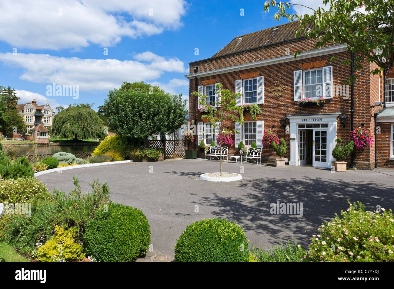The Compleat Angler High Resolution Stock Photography and Images - Alamy