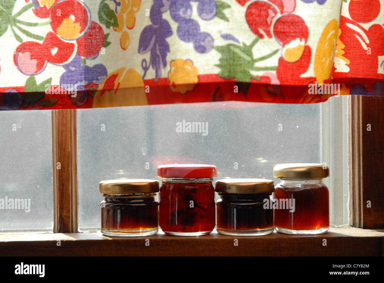 Jars on windowsill hi-res stock photography and images - Alamy