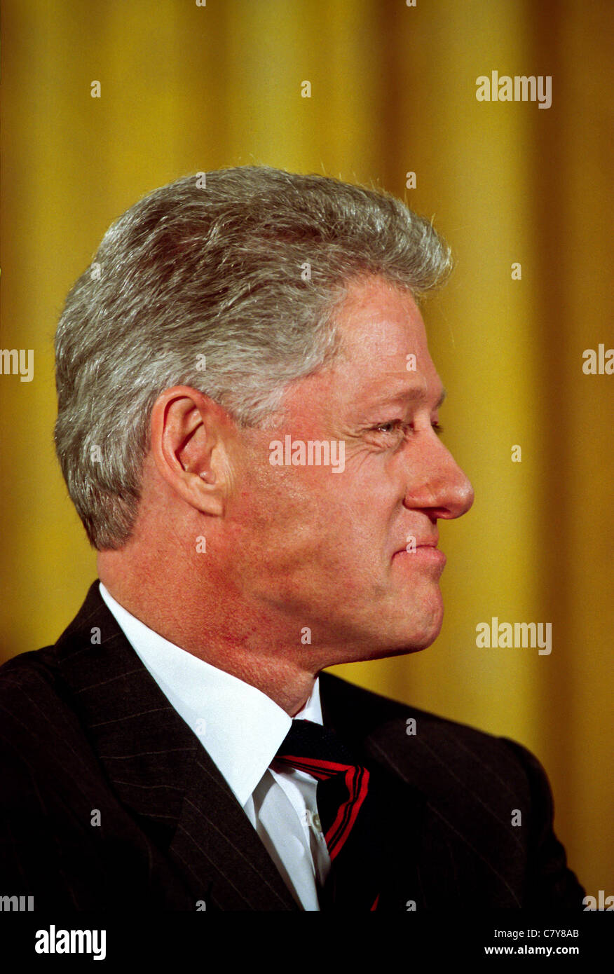 Bill clinton side view hi-res stock photography and images - Alamy