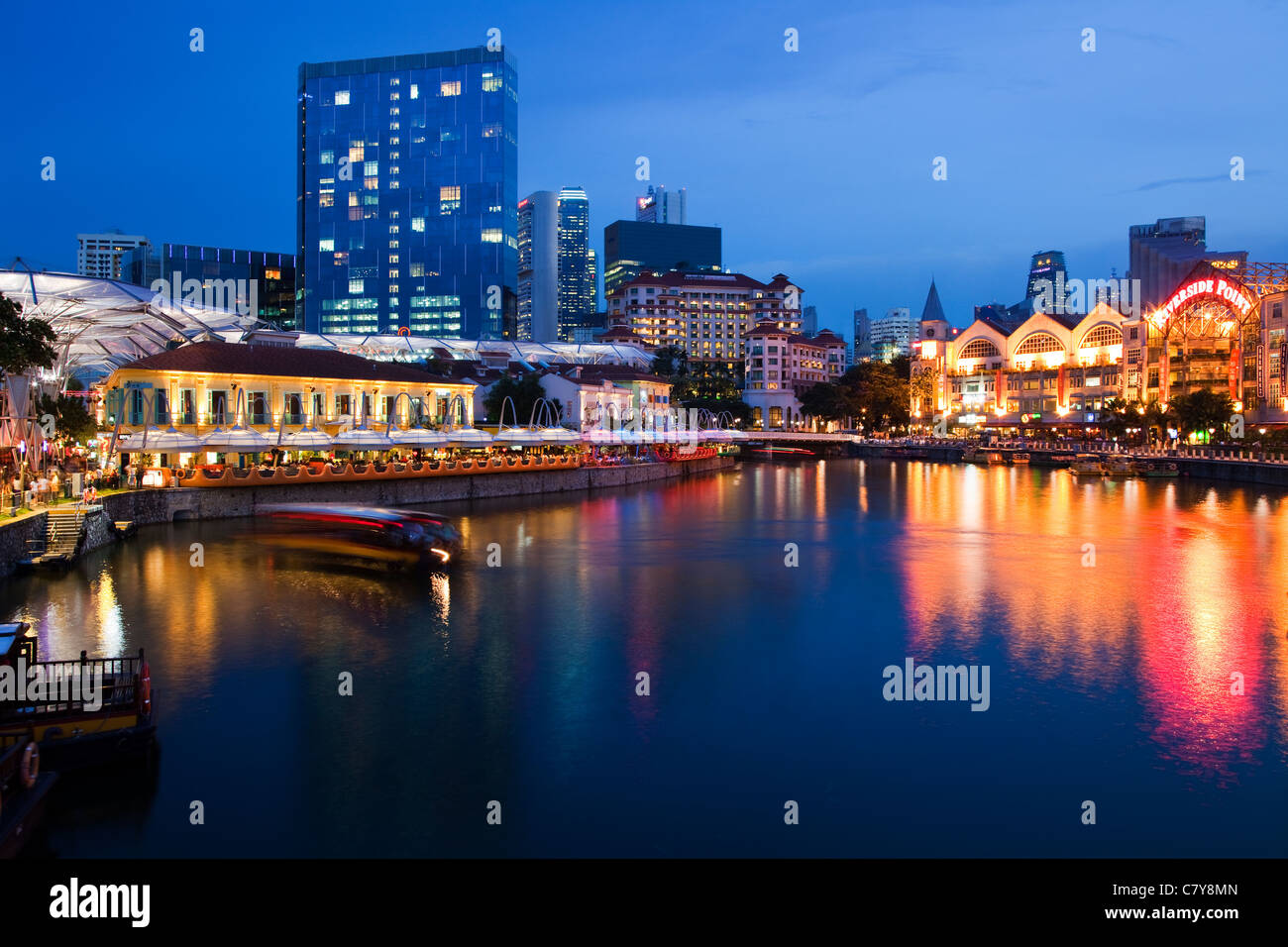 Clarke quay hi-res stock photography and images - Alamy