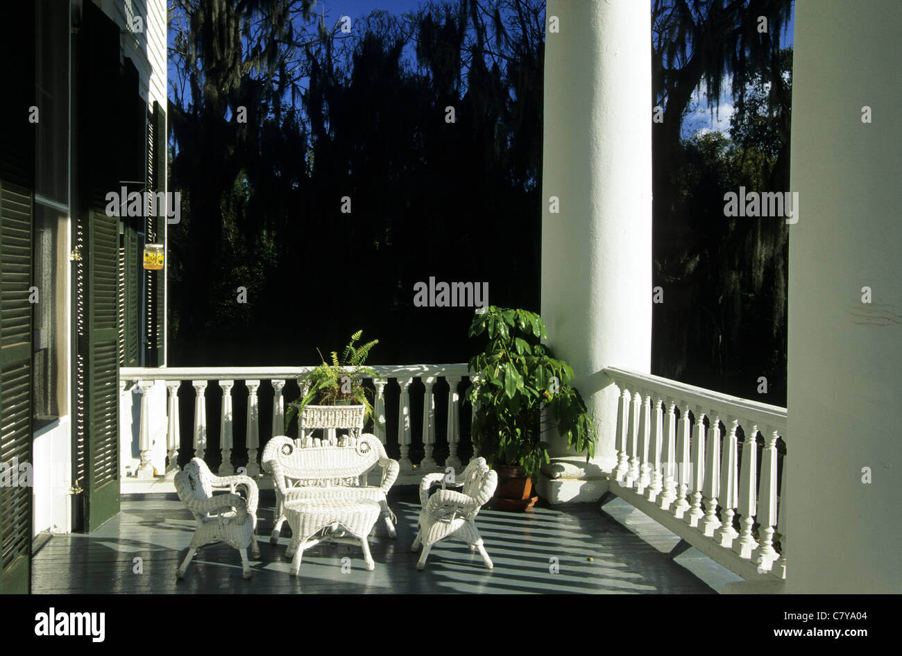 USA, Mississippi, Port Gibson, Rosswood plantation, the mansion veranda ...