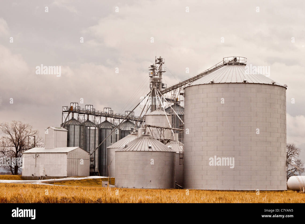 Big silos hi-res stock photography and images - Alamy