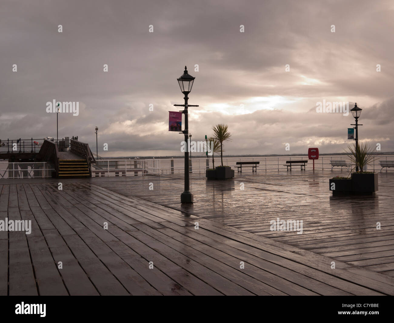 Hull waterfront hi-res stock photography and images - Alamy