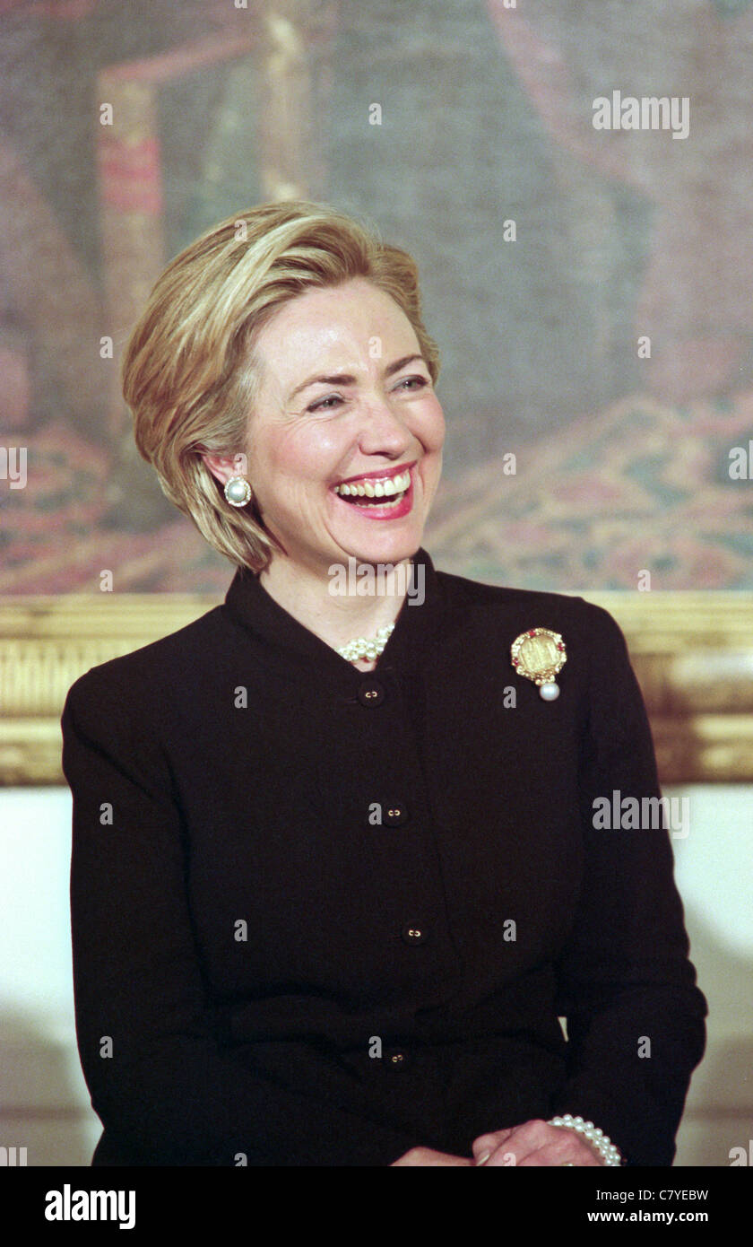 First lady Hillary Clinton releases a Dolly Madison commemorative ...