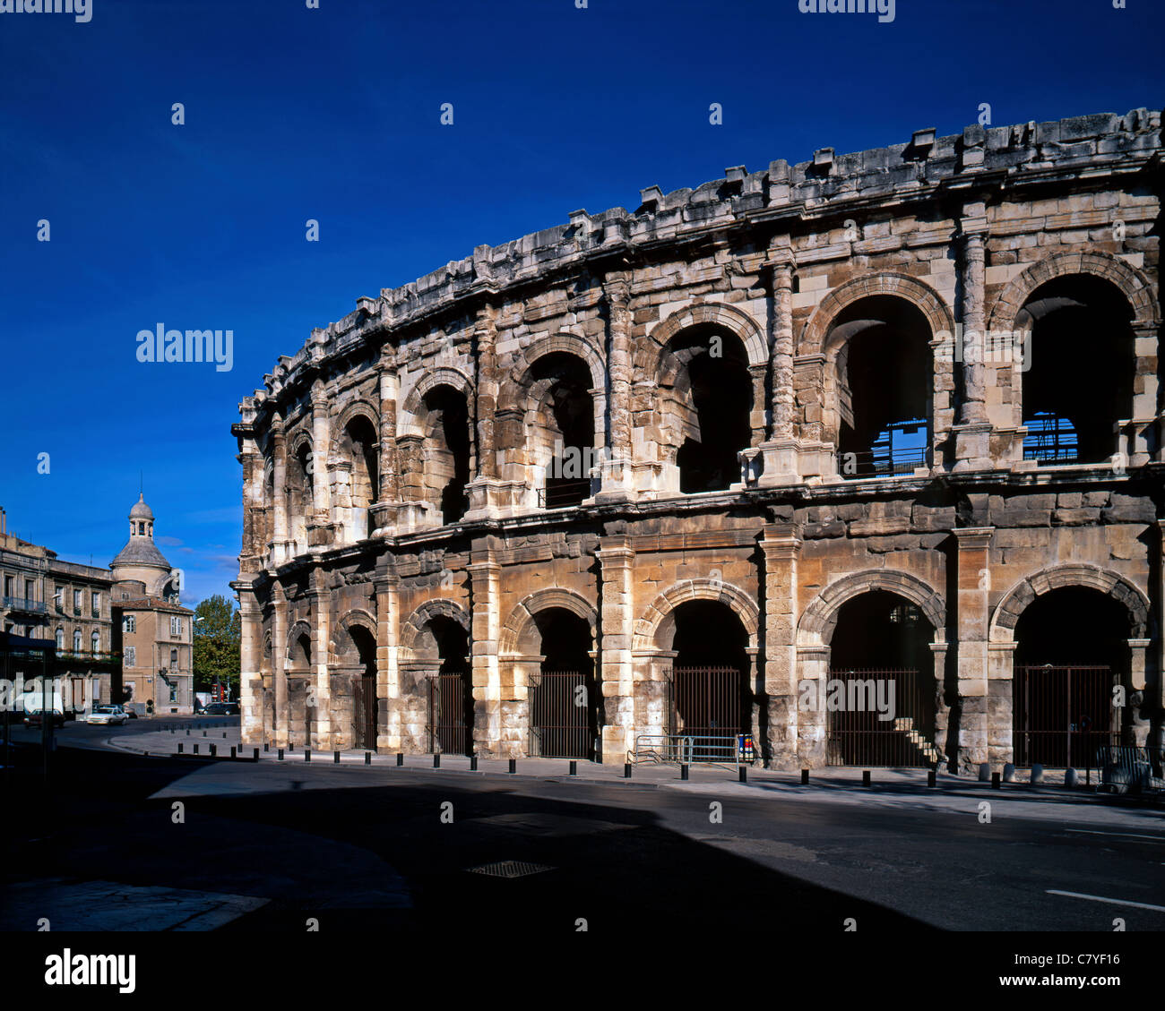Arenes, Amphitheater, Roman architecture Stock Photo - Alamy