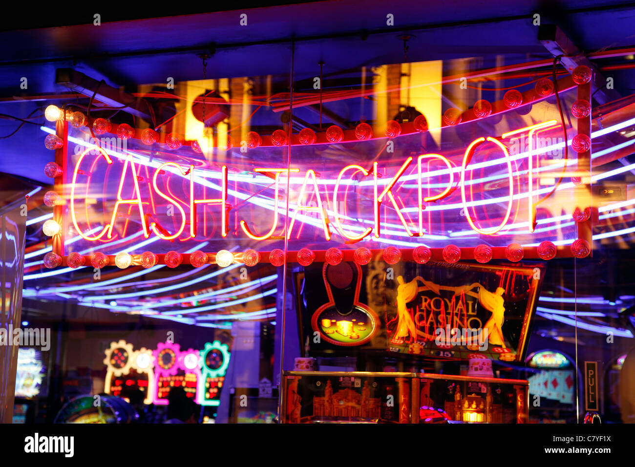 Jackpot sign hi-res stock photography and images - Alamy