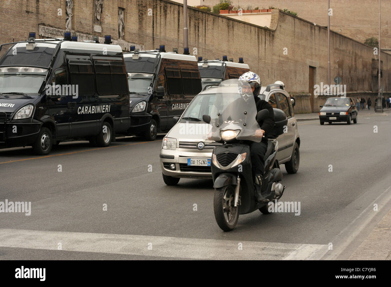 Carabinieri, Italian police. Rome. Italy Stock Photo - Alamy
