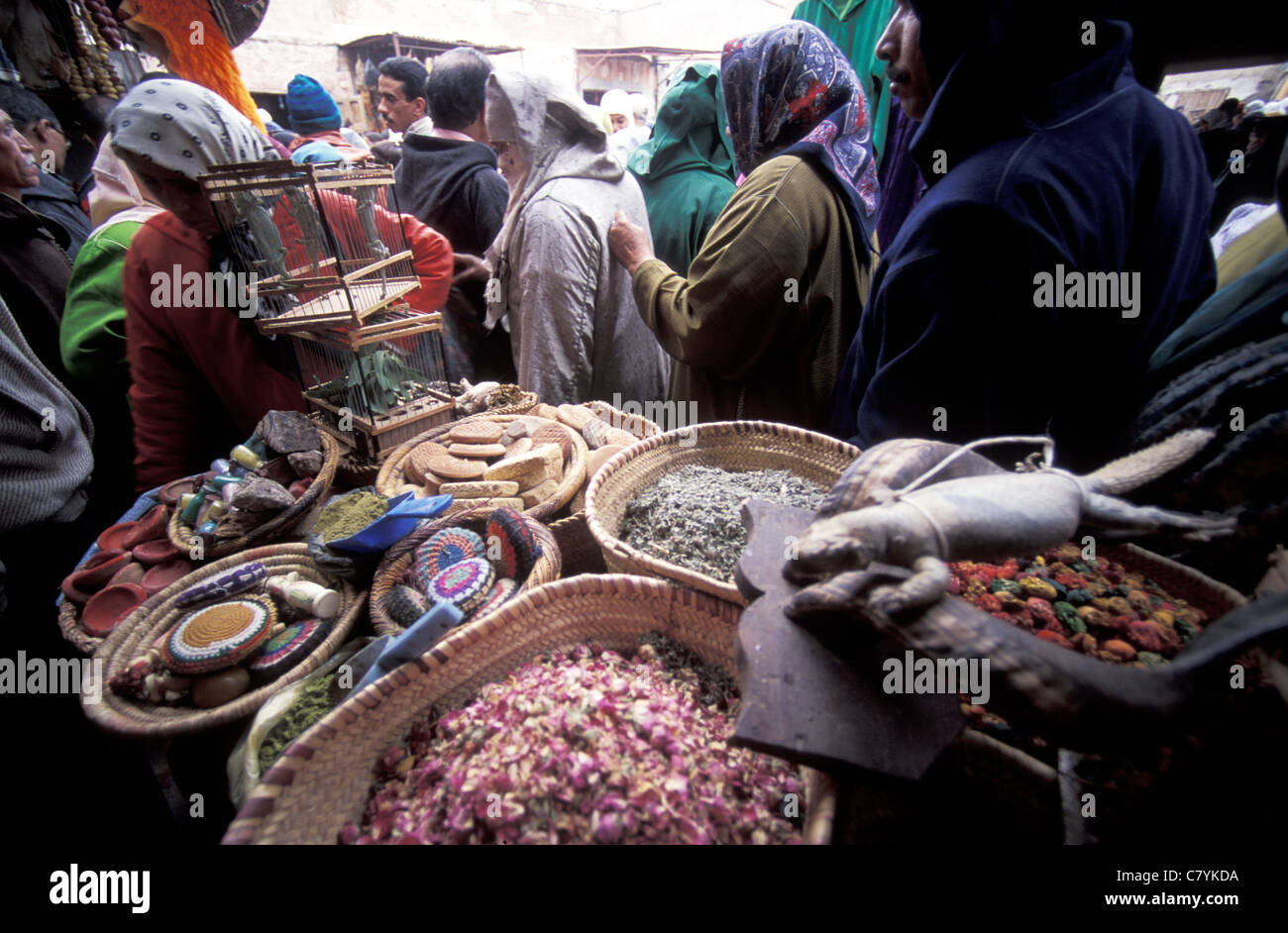 Indigenous women merchants hi-res stock photography and images - Alamy