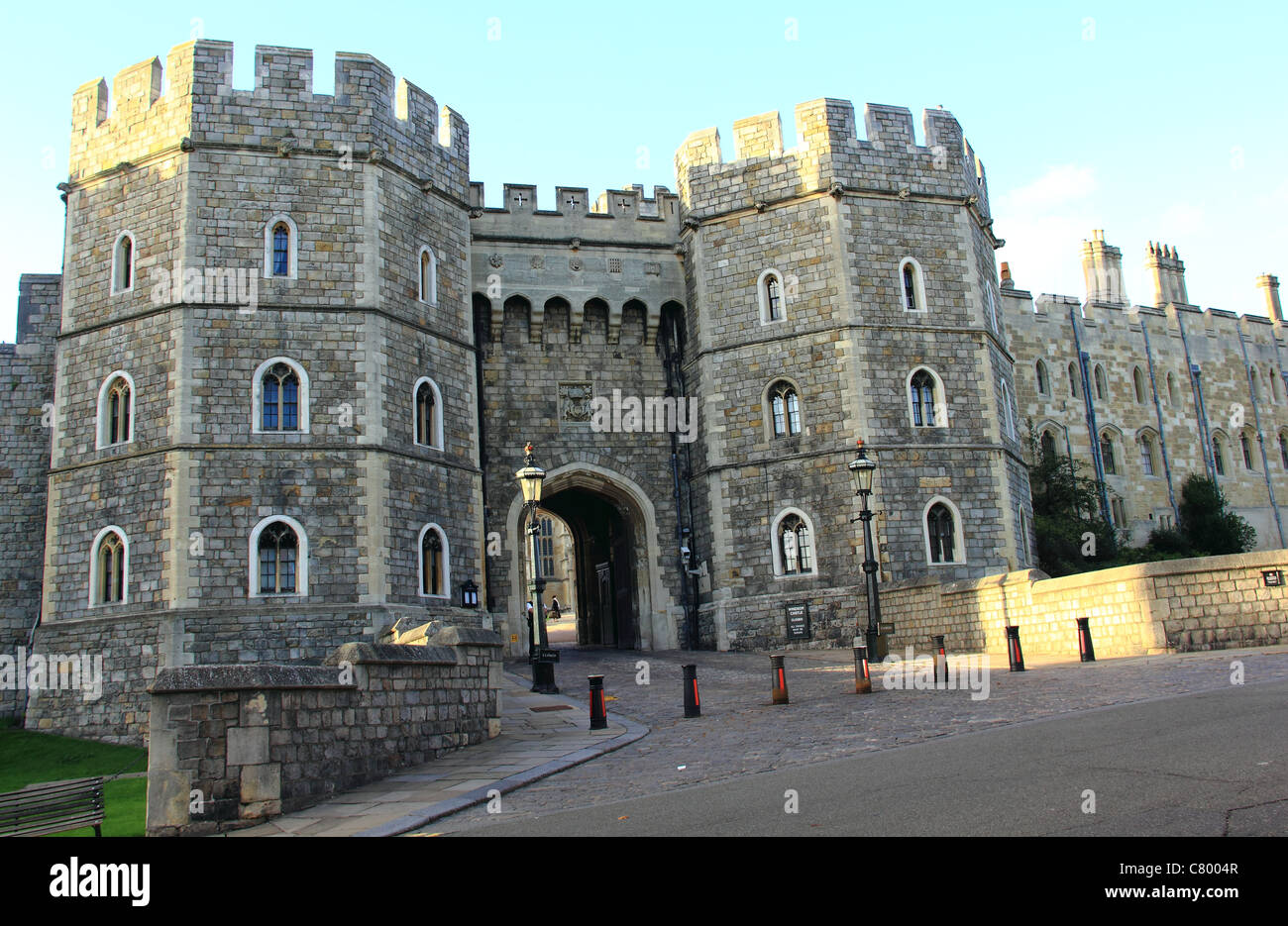 Windsor castle in berkshire hi-res stock photography and images - Alamy