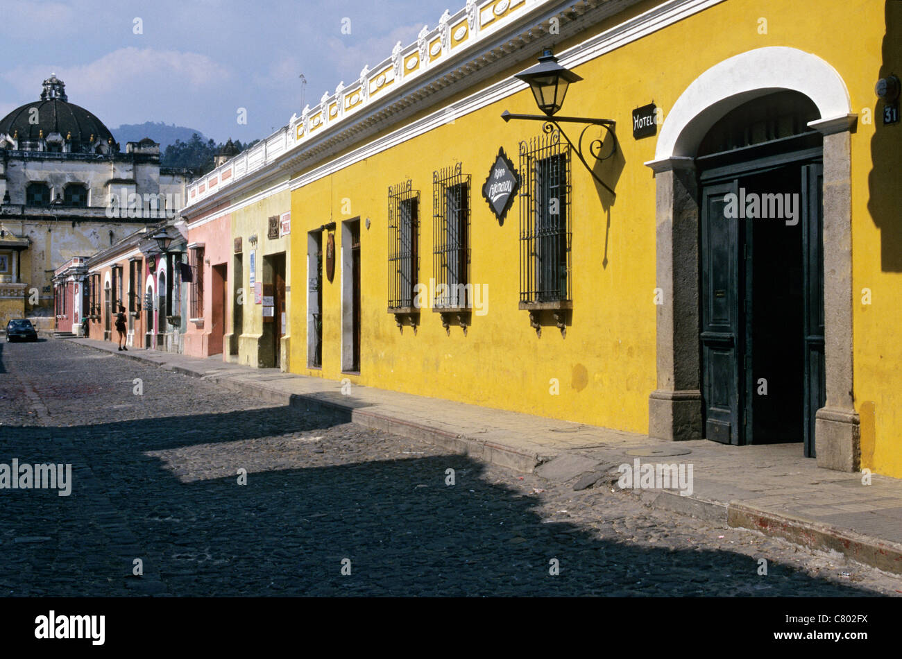 Antigua roads hi-res stock photography and images - Alamy
