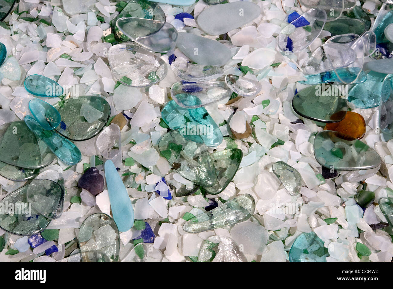 Different colored shapes hi-res stock photography and images - Alamy