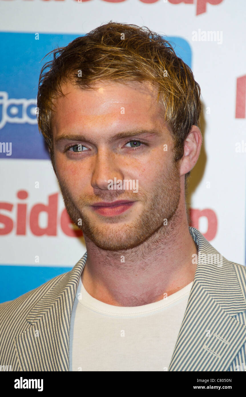 CHRIS FOUNTAIN (CORONATION STREET) INSIDE SOAP AWARDS 2011 THE STABLES ...
