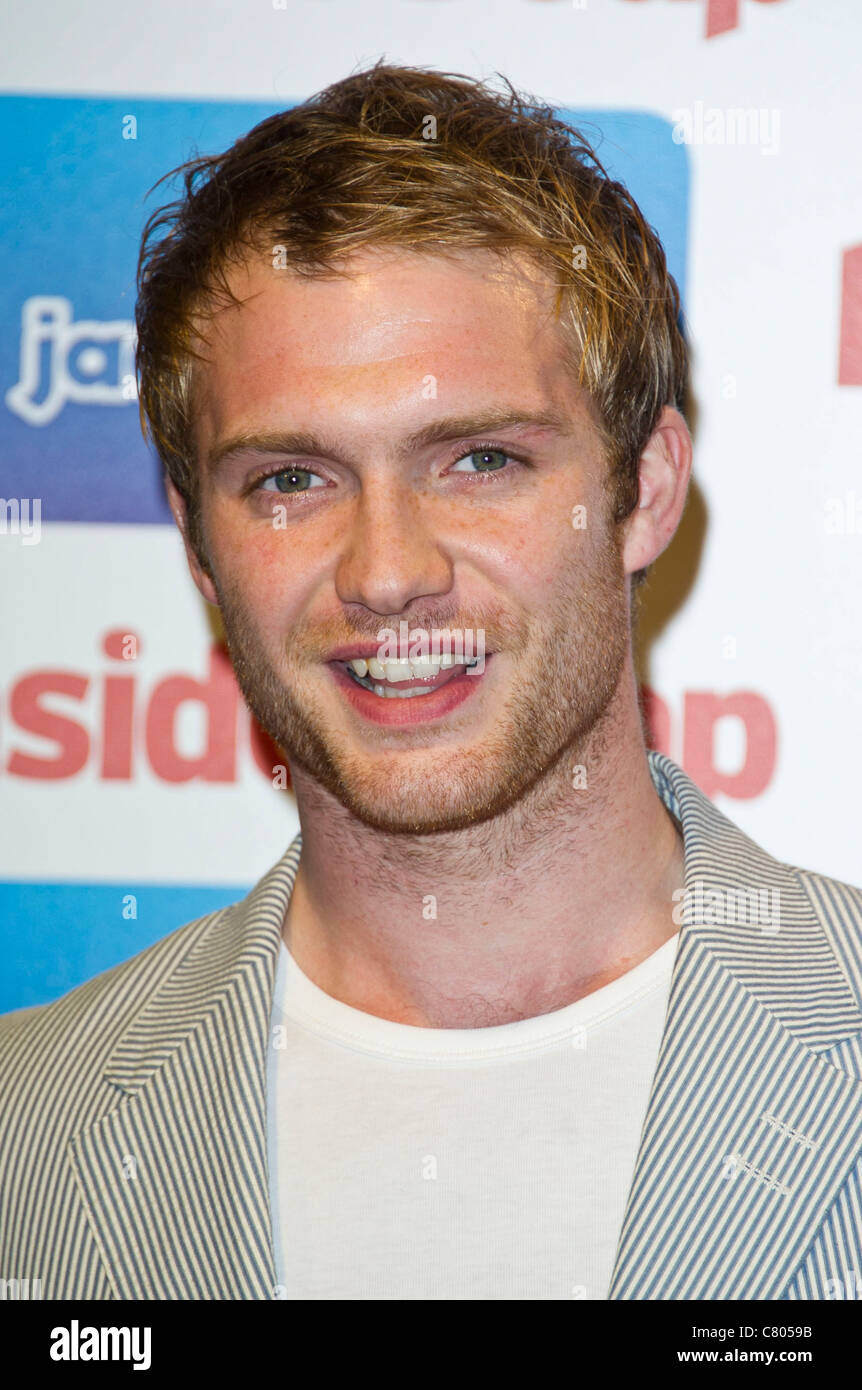 CHRIS FOUNTAIN (CORONATION STREET) INSIDE SOAP AWARDS 2011 THE STABLES ...