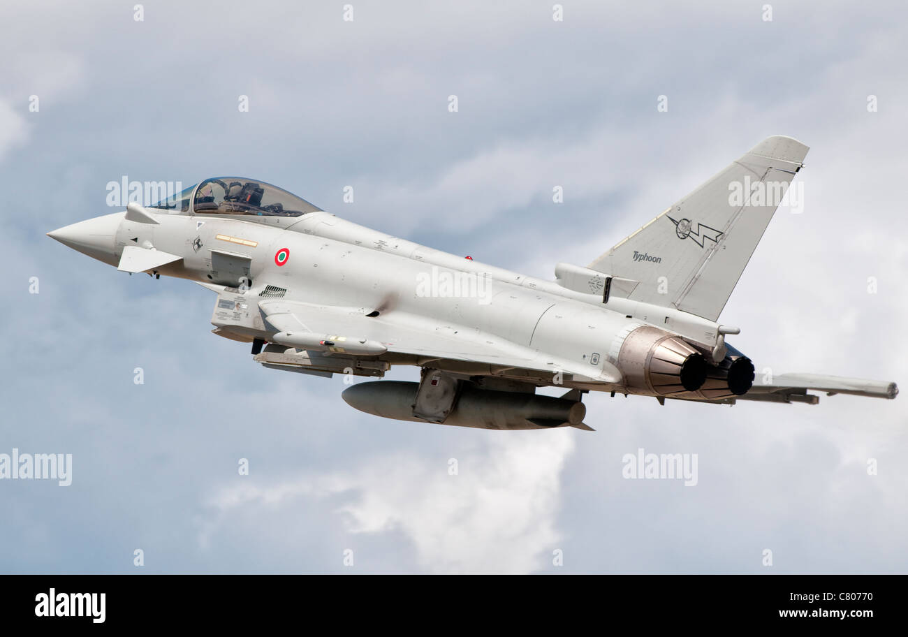 An Italian Air Force Eurofighter Typhoon takes off from Decimomannu Air ...
