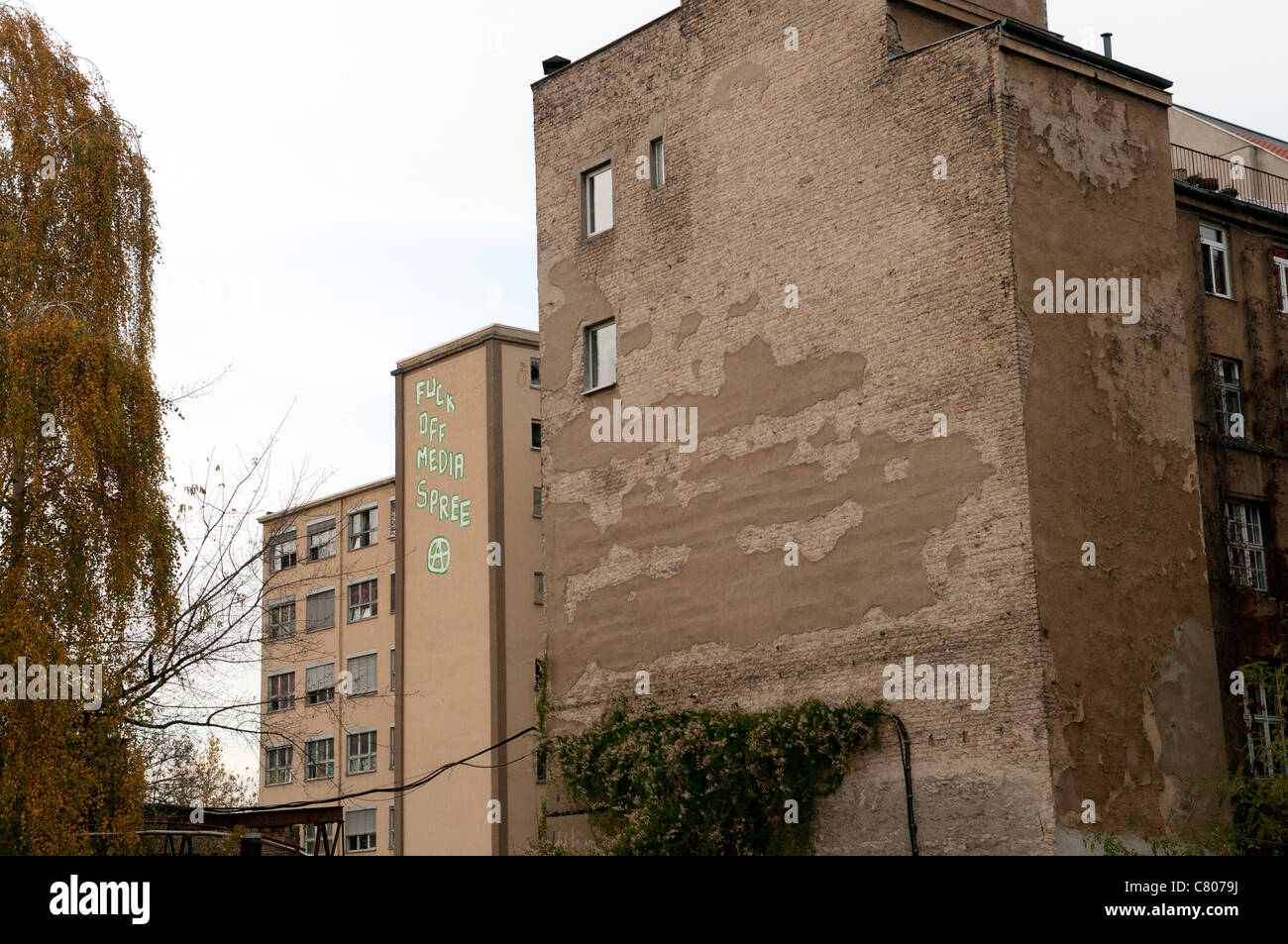 Protest grafitti on buildings by the river Spree Stock Photo - Alamy