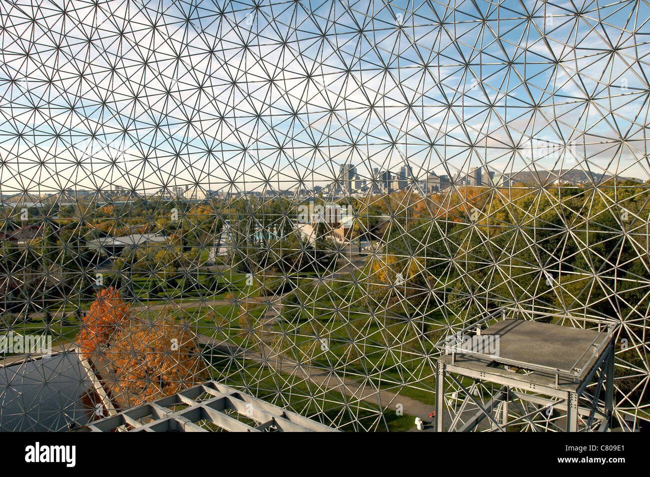 Biosphere domes hi-res stock photography and images - Alamy