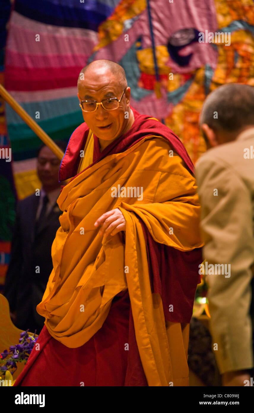Tibetan lama buddhism hi-res stock photography and images - Alamy