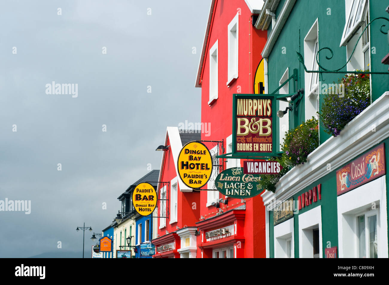 Dingle bars hi-res stock photography and images - Alamy