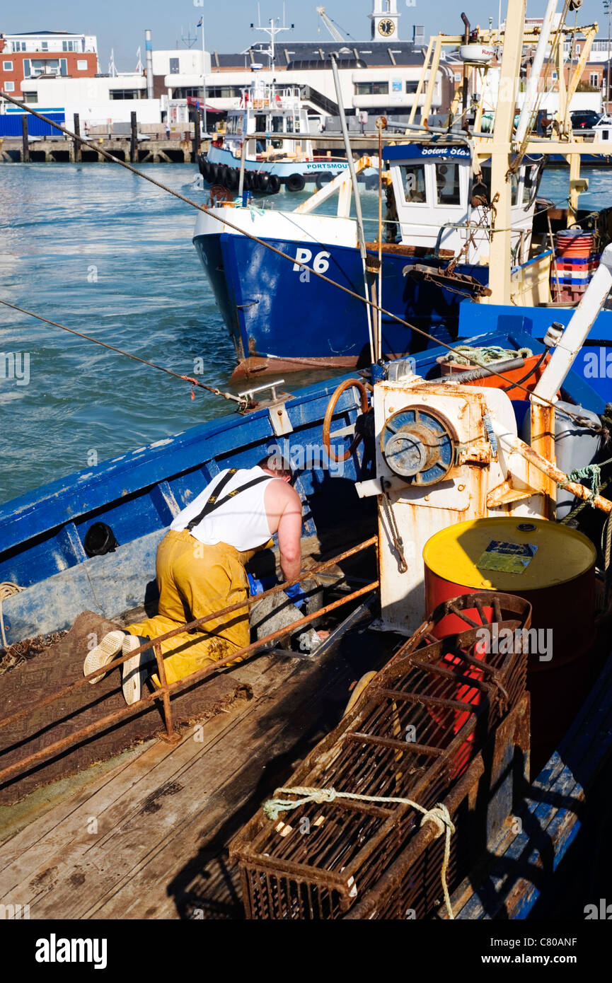 Deep sea fisherman hi-res stock photography and images - Alamy