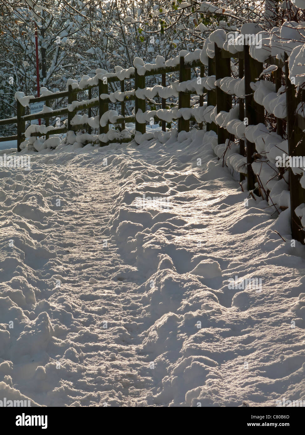 Snow winter cold path housing hi-res stock photography and images - Alamy