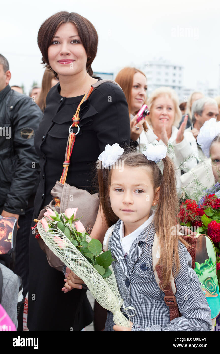 Russian mother daughter going first hi-res stock photography and images ...