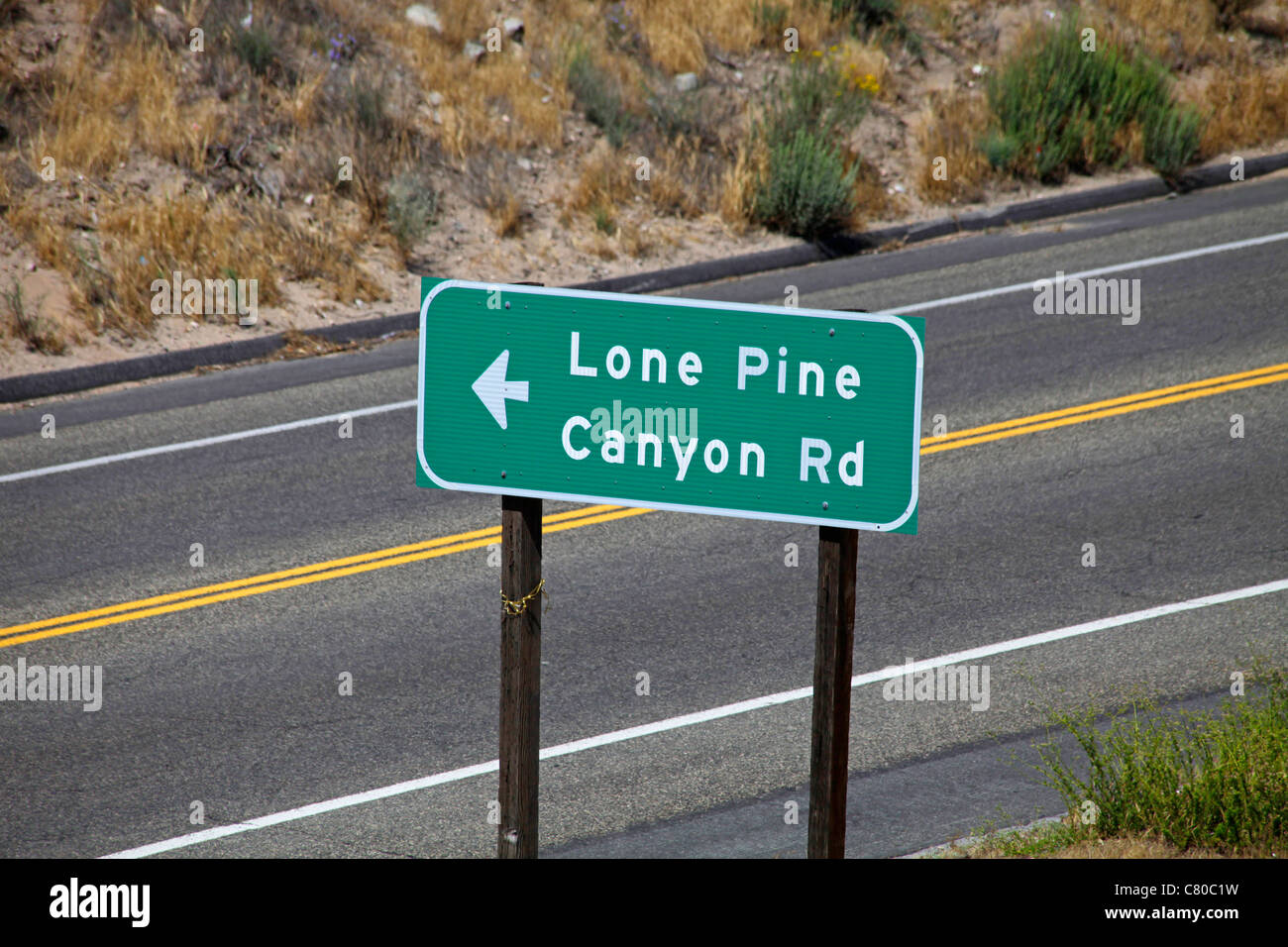 Sign highway hi-res stock photography and images - Alamy
