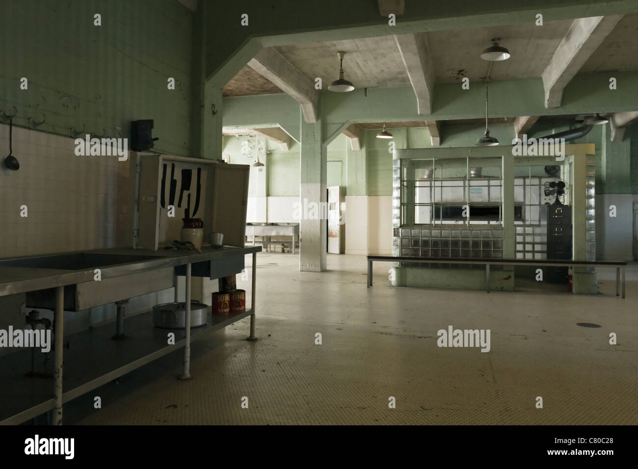 Prison kitchen hi-res stock photography and images - Alamy