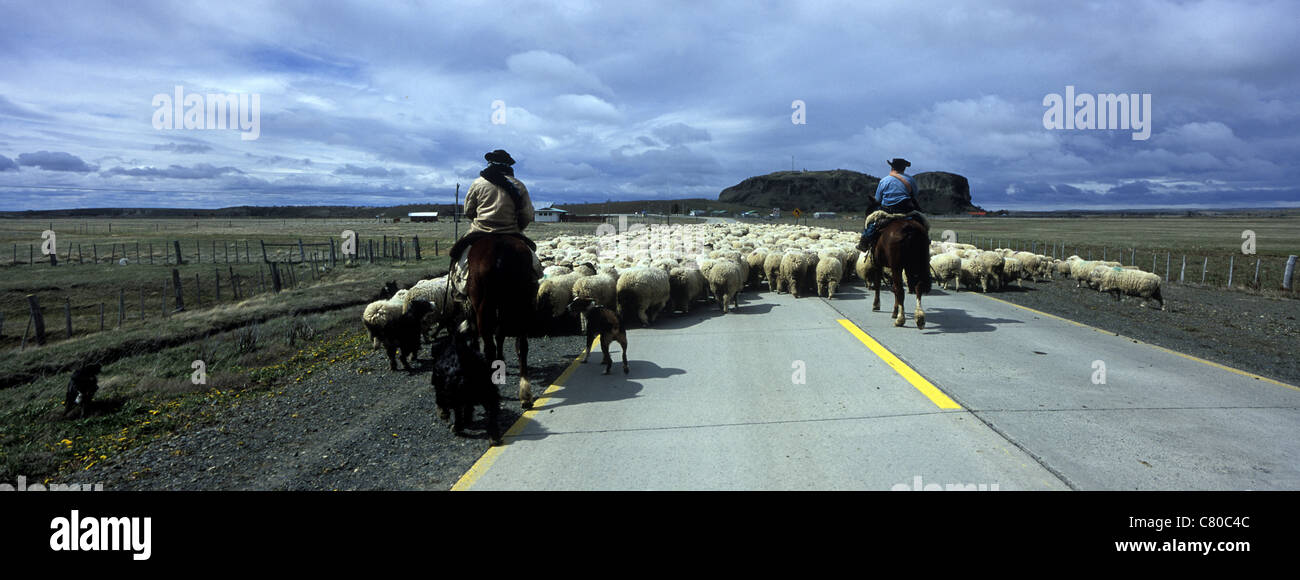 Gauchos chile hi-res stock photography and images - Alamy