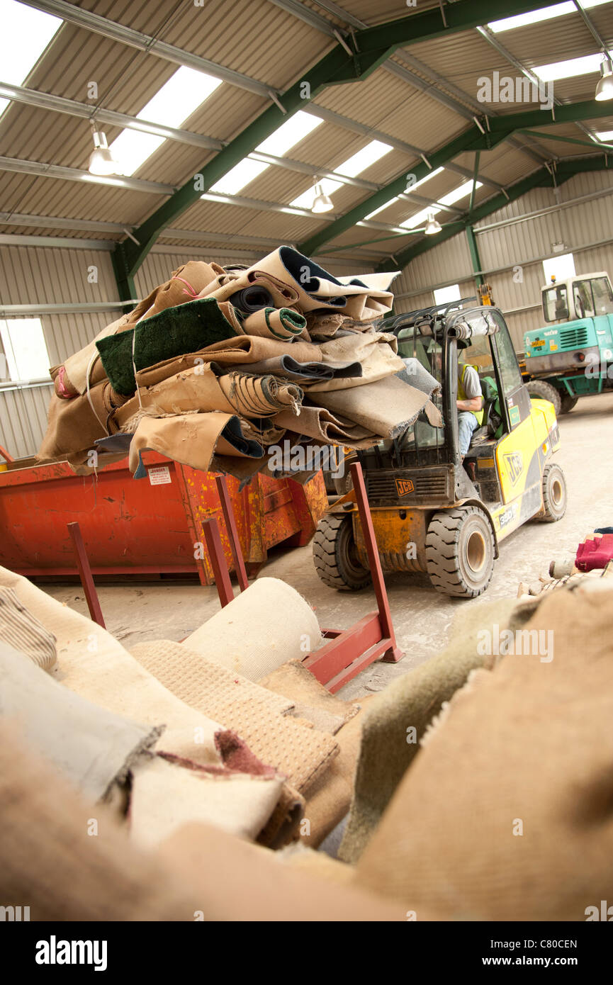 Rubbish carpet uk hi-res stock photography and images - Alamy