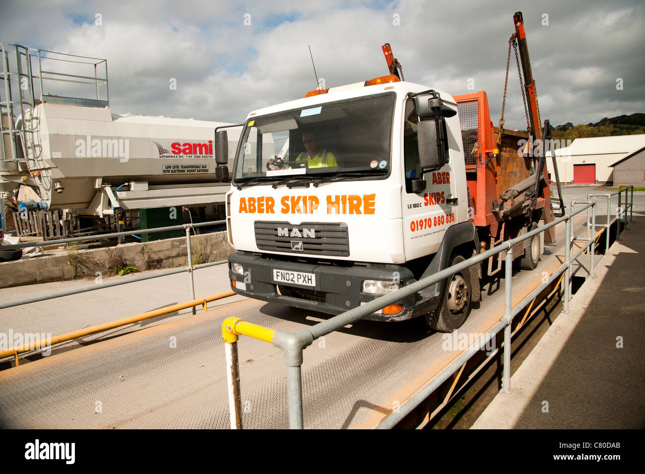 Weighbridge plant hi-res stock photography and images - Alamy
