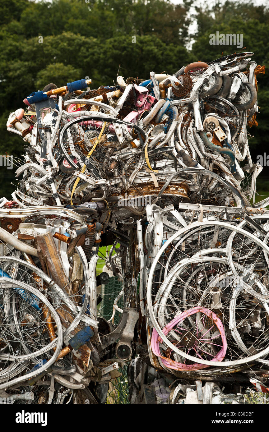 Bicycle recycling centre hi-res stock photography and images - Alamy