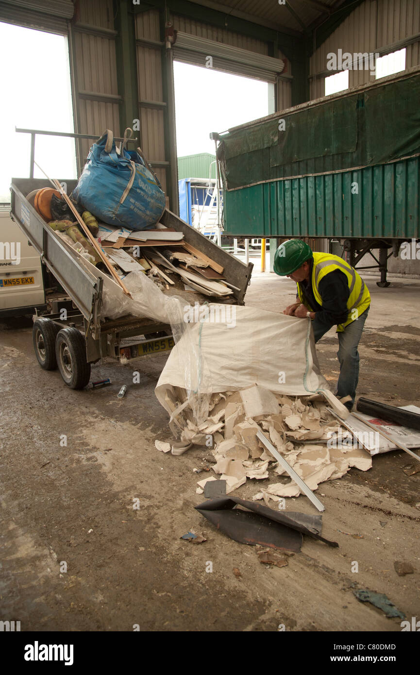 Construction waste recycling hi-res stock photography and images - Alamy