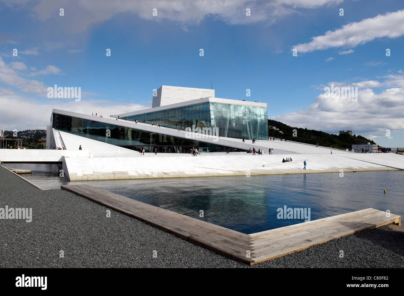 Opera house of norway hi-res stock photography and images - Alamy