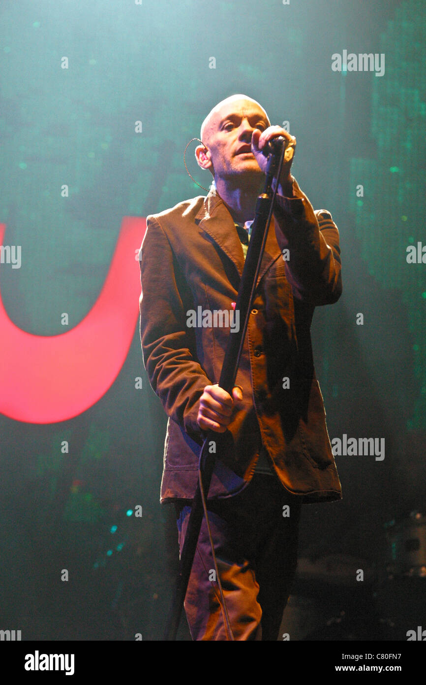 Rem band hi-res stock photography and images - Alamy